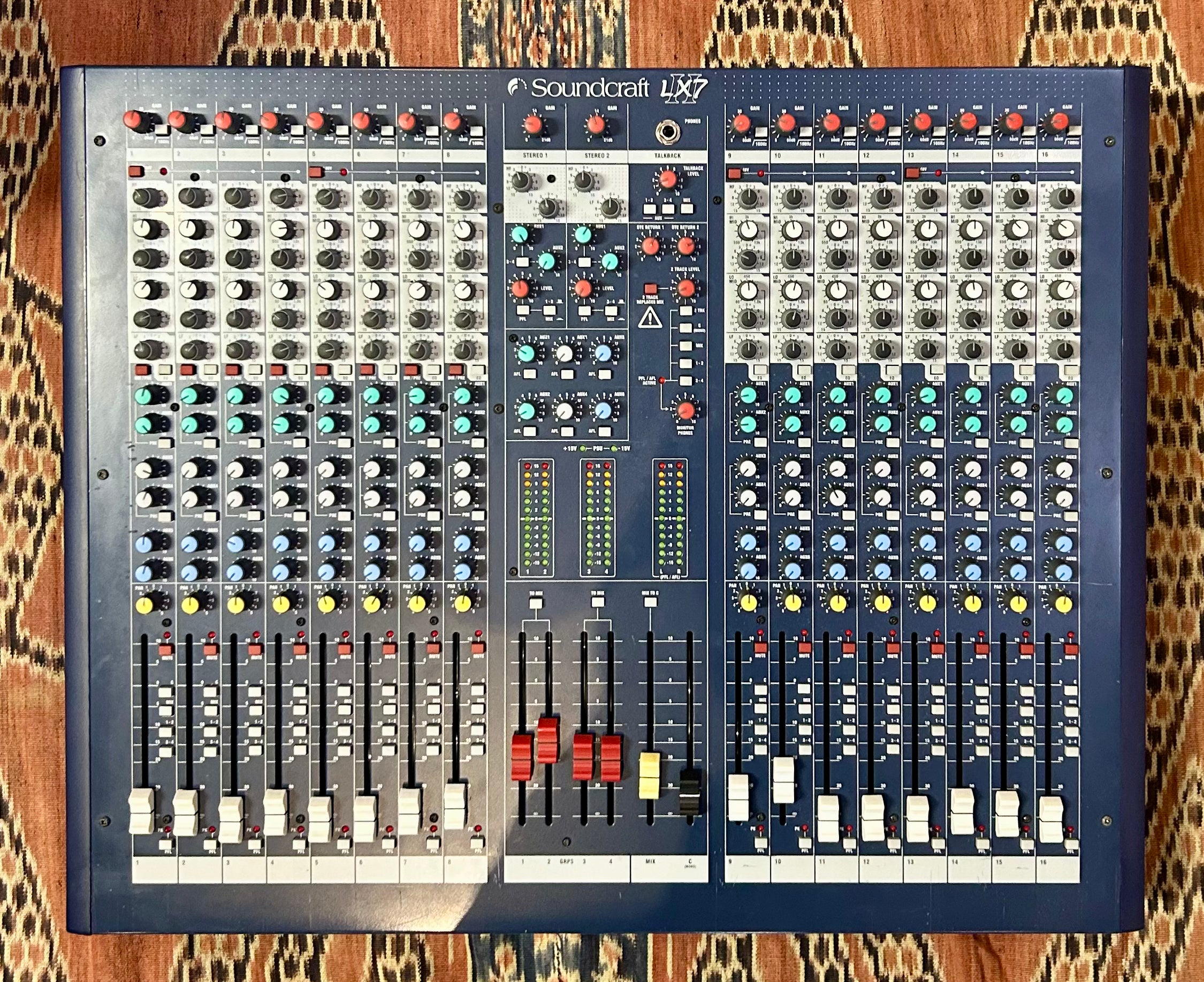 Soundcraft LX7 II 16 Channel Desk Seconhand – Upwey Music